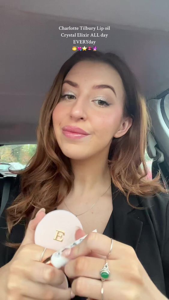 Magic Beauty Stars: Elizabeth Mccuaig | Magic Beauty Stars