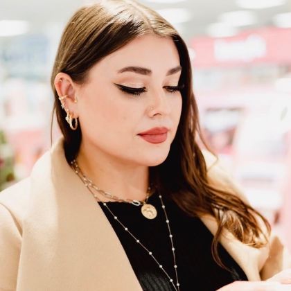 Magic Beauty Stars: Sandra L. | Magic Beauty Stars